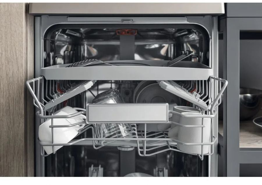 Посудомоечная машина Hotpoint-Ariston HSFO 3T223 WC X, узкая, напольная ...